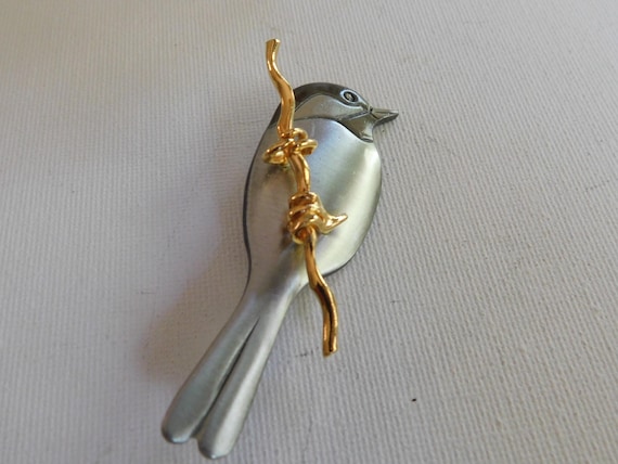 Larges Shields Pewter Bird Sitting On Branch Brooch T… - Gem