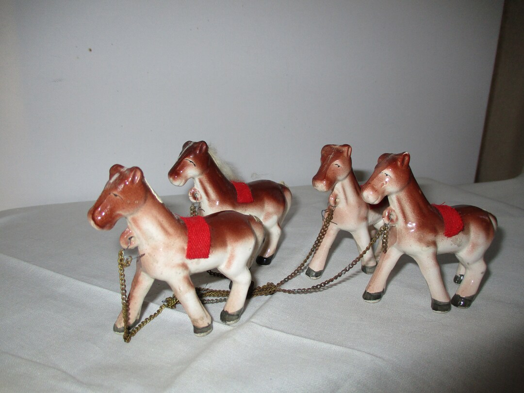 Vintage Ceramic Horse Colt Figurine: 4 Colts on Chains - Etsy
