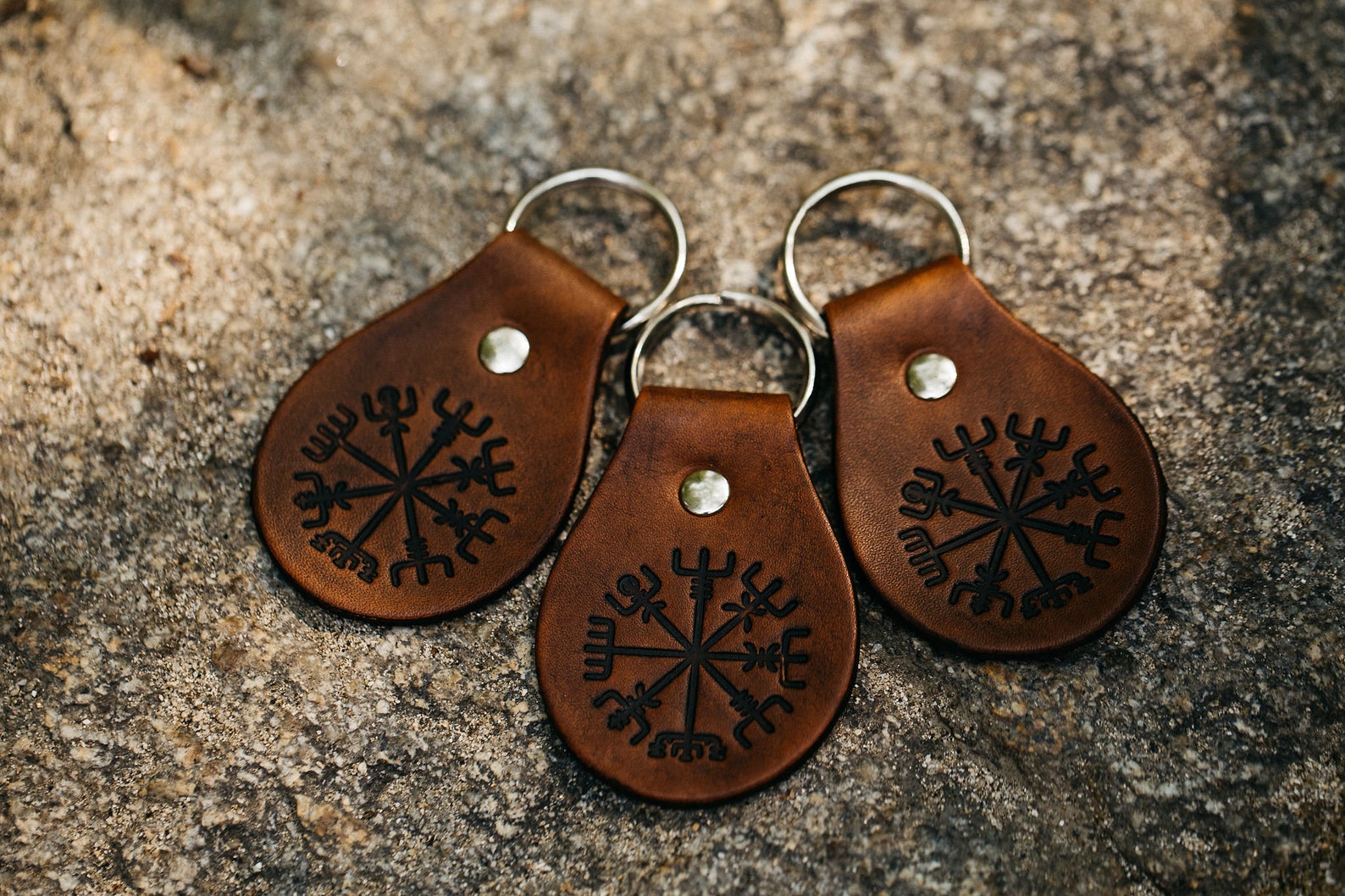 Vegvisir Icelandic Compass Keychain - Etsy