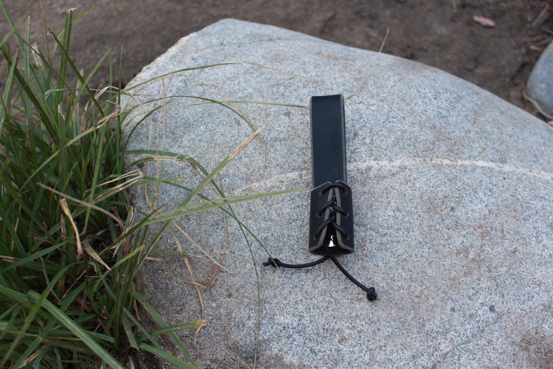 Adjustable Black Stiletto Dagger Holder - Etsy