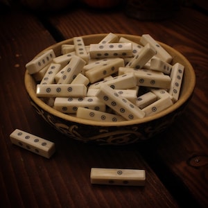 D4 Viking/medieval Historical Bone Dice Replica - Etsy