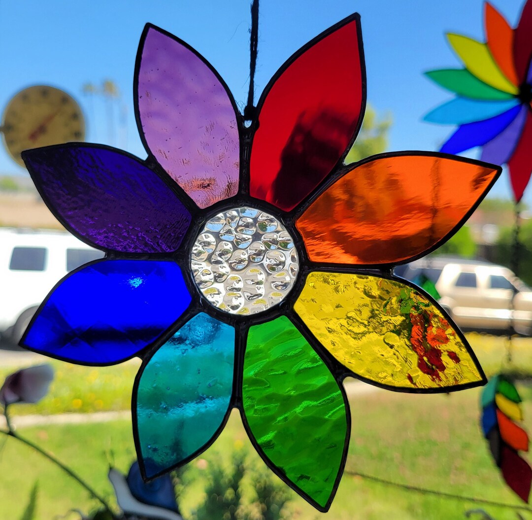 8 Petal Rainbow Flower Stained Glass Suncatcher - Etsy