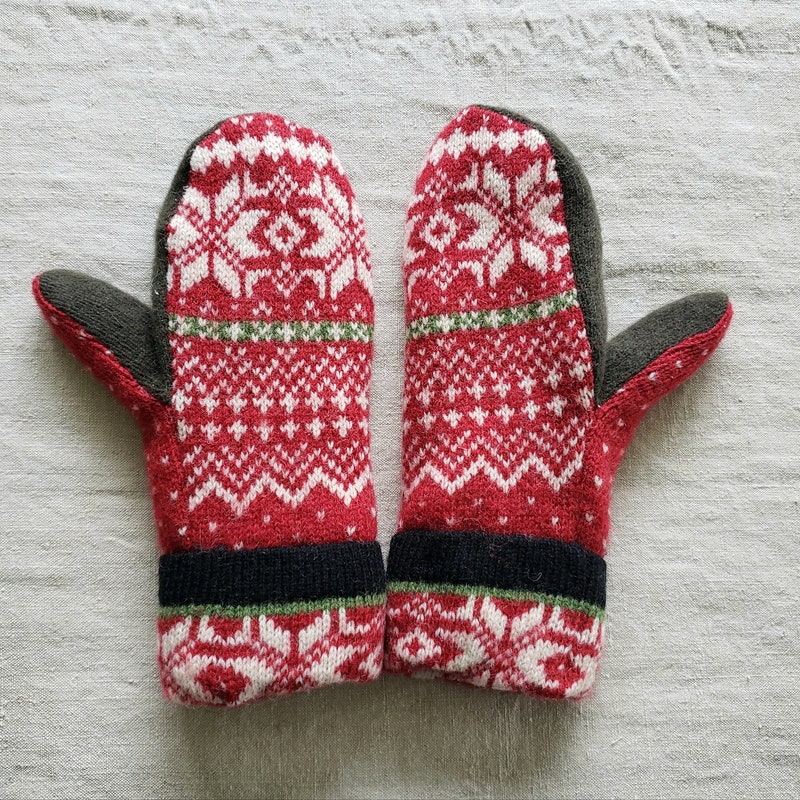 Red Mittens - Etsy