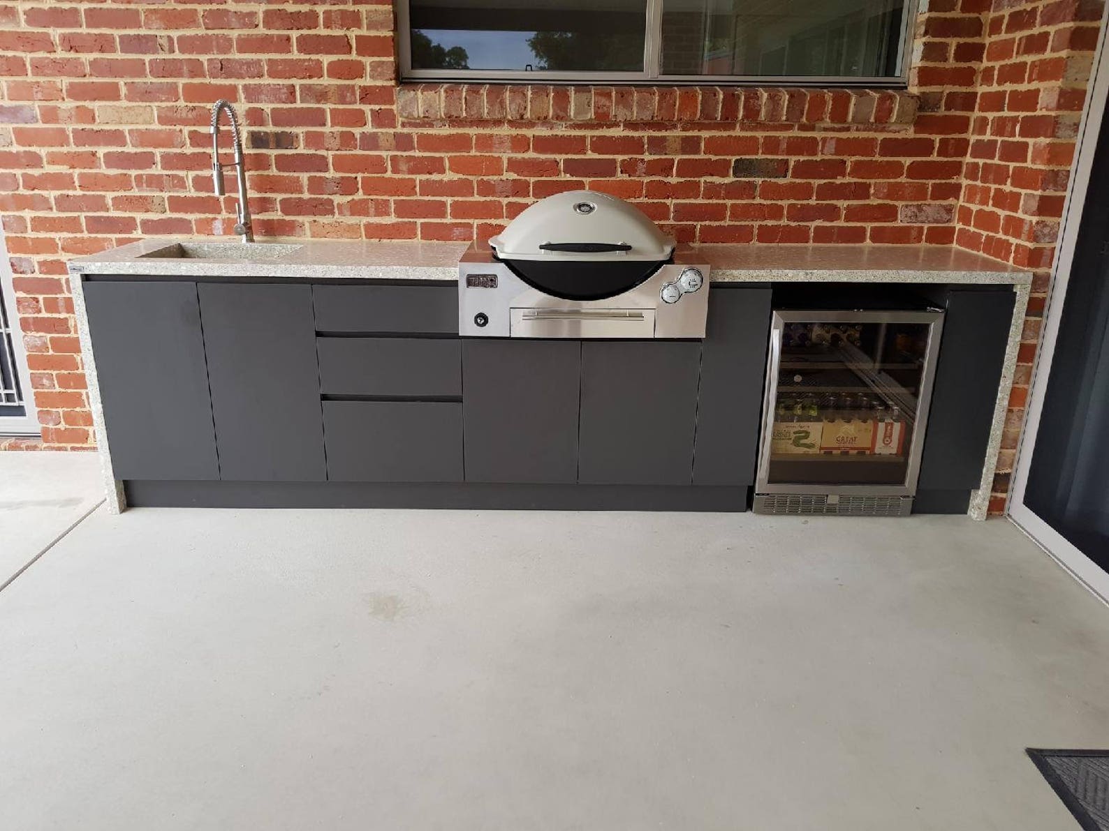 Concrete Outdoor Kitchen Counter Benchtop - off White Exposed Aggregate ...