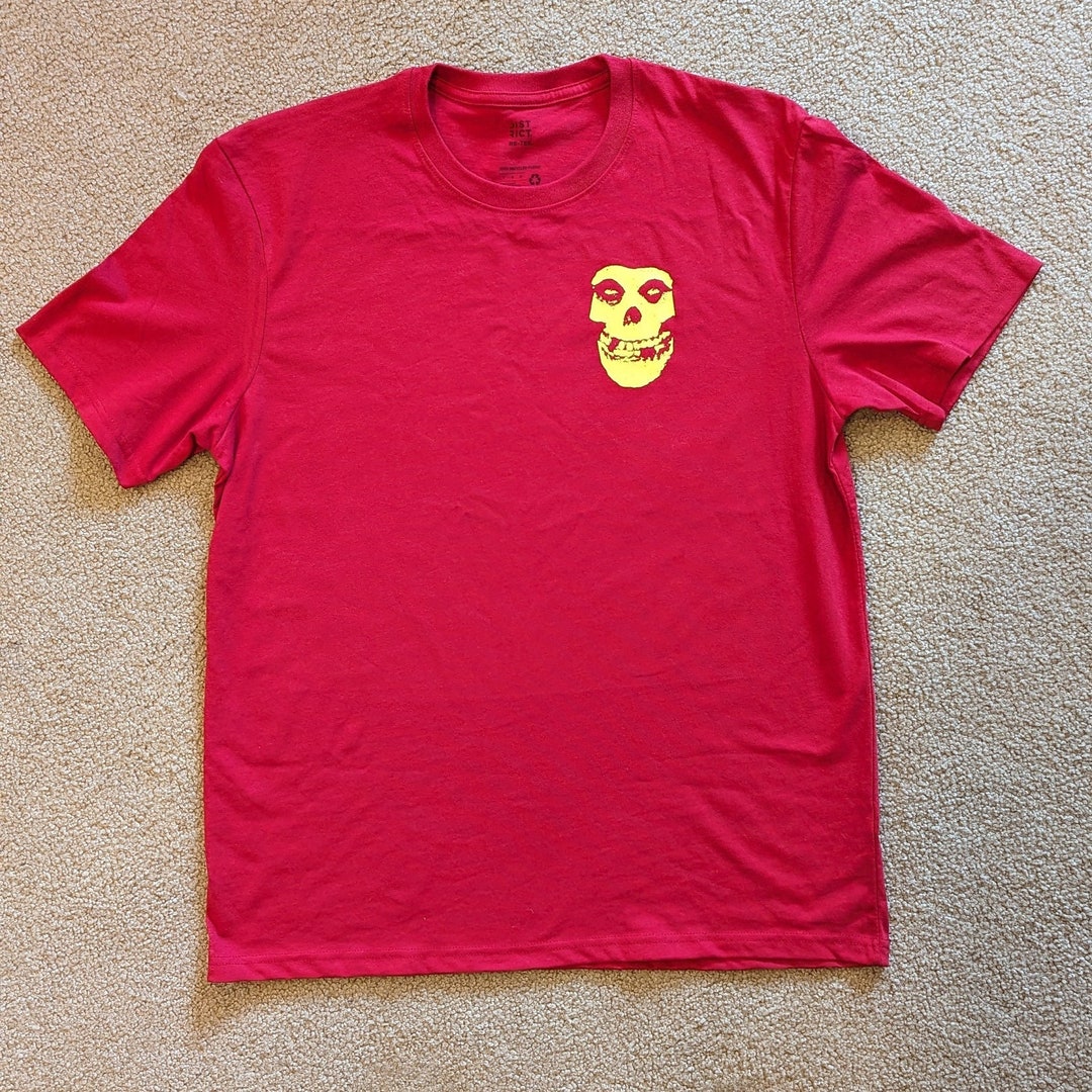 Misfits Skull - Red T-shirt - Etsy