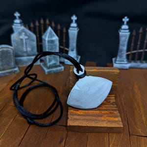 Bloodborne Cosmic Eye Watcher Badge Necklace - Etsy