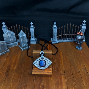 Bloodborne Cosmic Eye Watcher Badge Necklace - Etsy