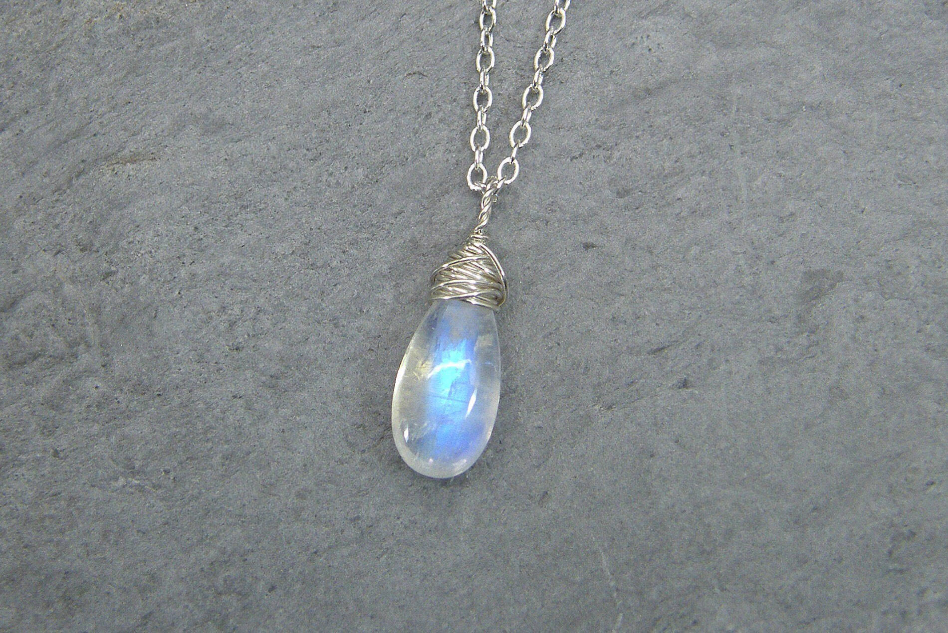 Moonstone necklace Blue moonstone Moonstone pendant | Etsy