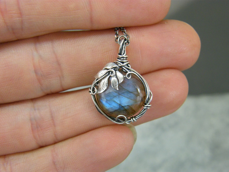 Silver Labradorite Necklace Blue Labradorite Pendant | Etsy UK