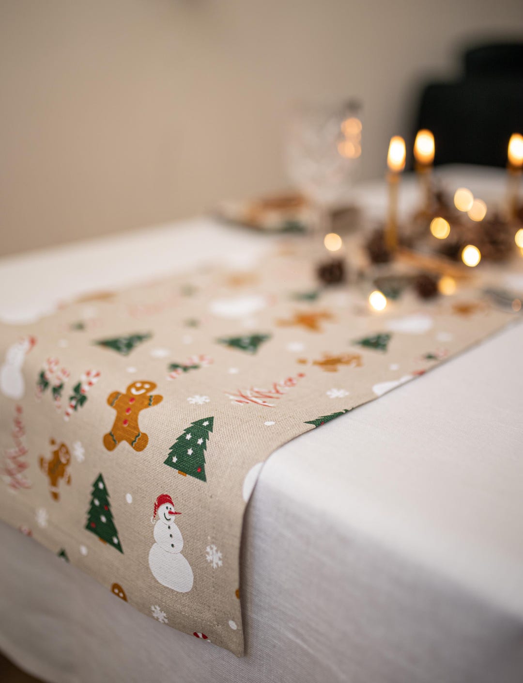 Christmas Linen Table Runner. Holiday Hosting Table Decor. Festive ...