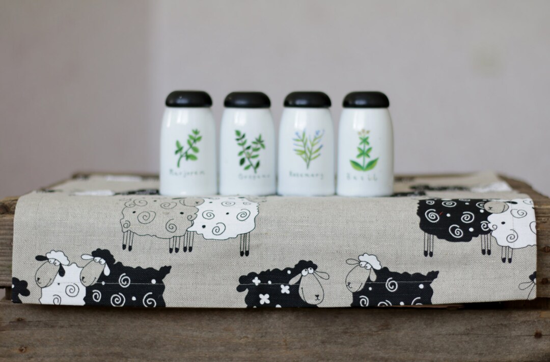 Table Runner With Sheep for Dinning Table Decor Made of Linen/cotton ...