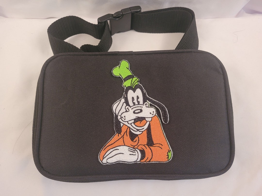 NEW Embroidery Mickeys Pal Goofy Small Pin Trading Shoulder Bag ...