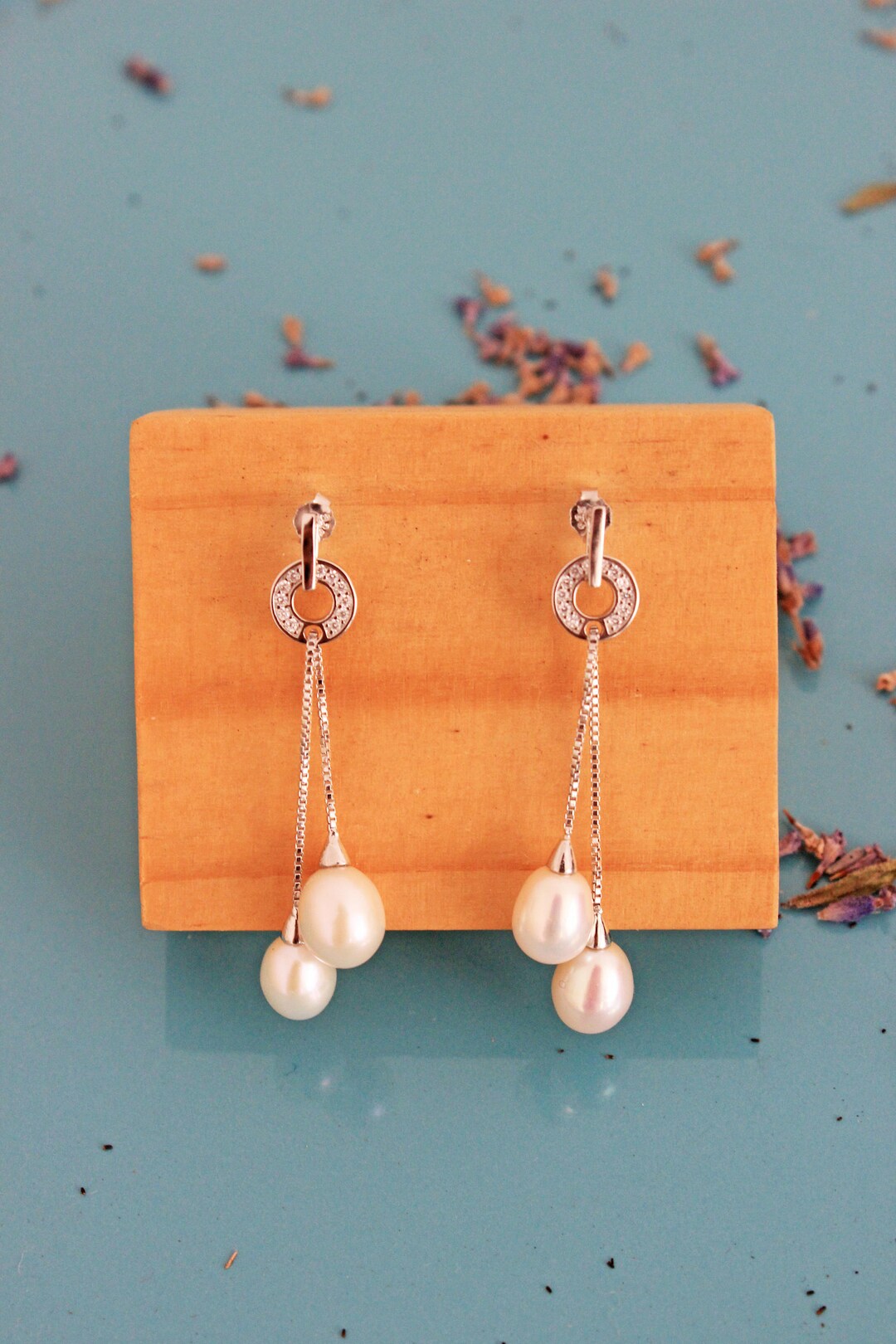 Pendientes de perlas en lágrima con cristales, tachuelas ovaladas de ...