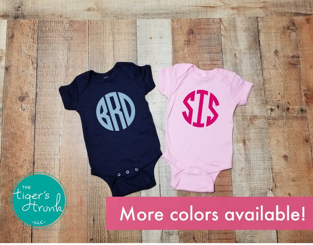 Twin Baby Gift With Monogram Style BRO and SIS, Twin Set, Birthday Gift ...