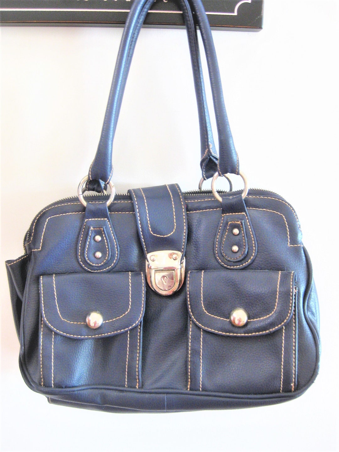 Vintage Purses ~ Navy Purse Handbag Avon Roomy Pockets Retired (WBL) - Etsy