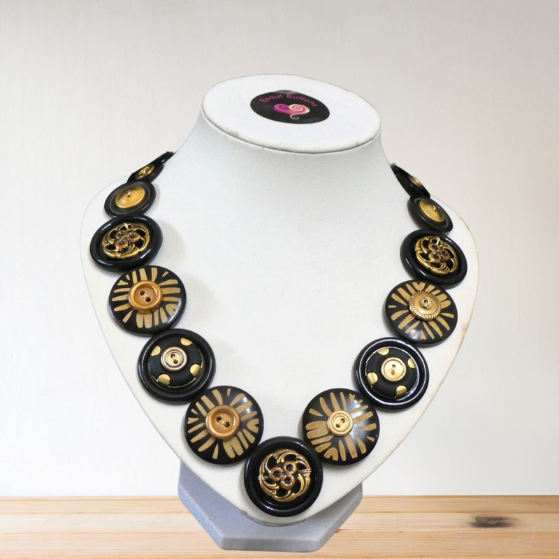 Button Necklace - Etsy