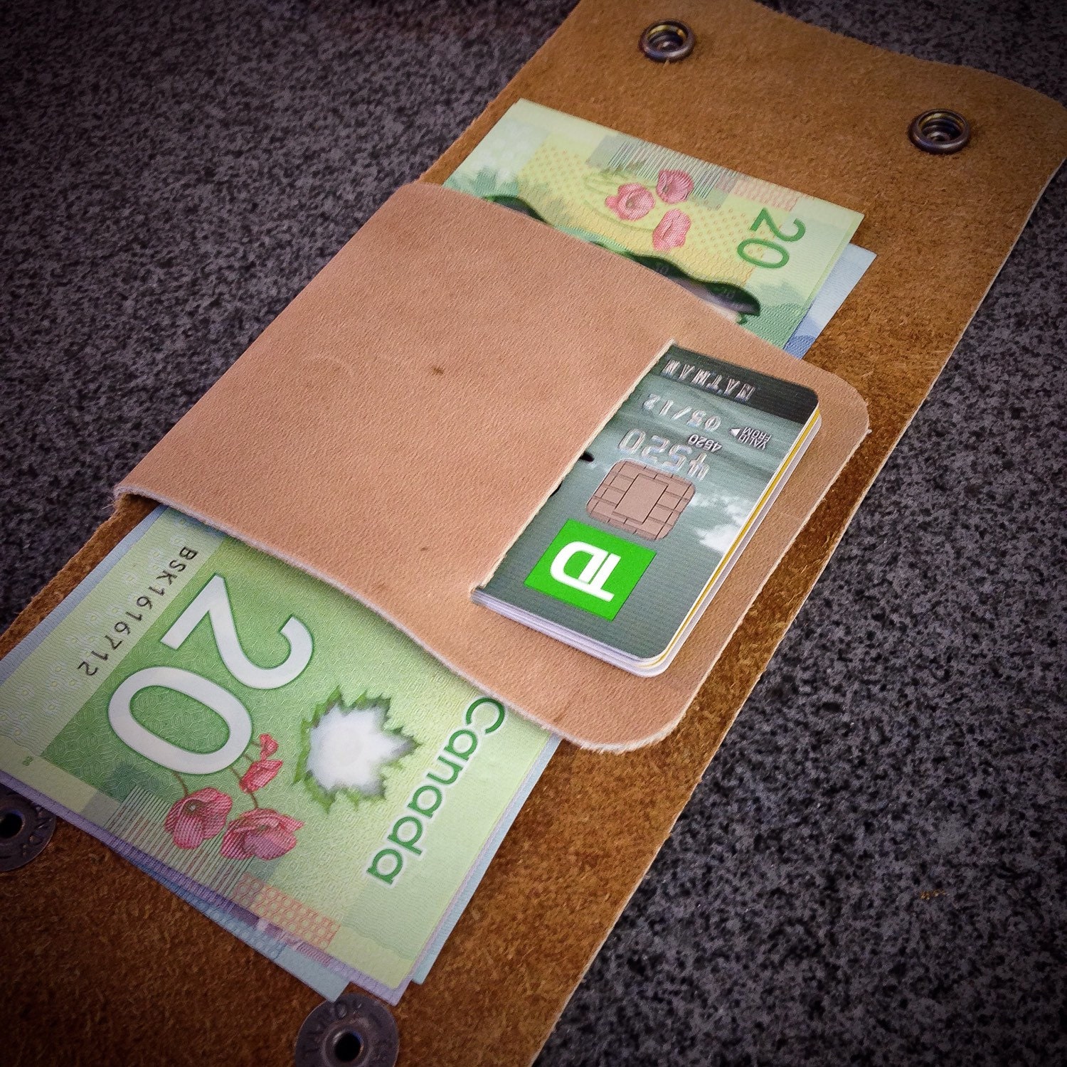 Leather Minimalist Wallet / Trifold Wallet / Stitchless Wallet - Etsy