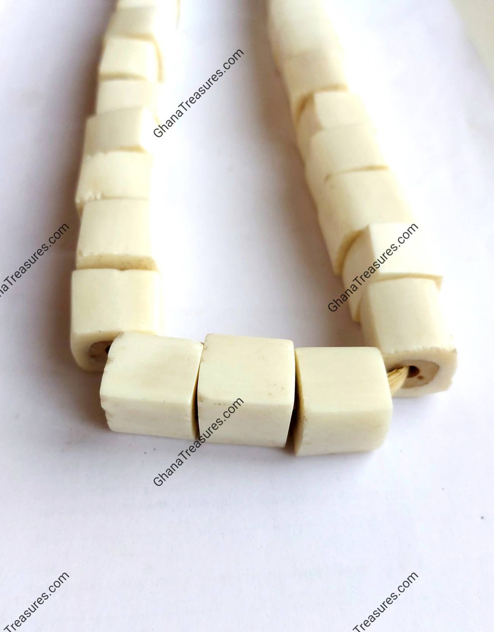 25 Cubic Cow Bone Beads From Kenya, 21-23 X 20-23 Mm. - Etsy