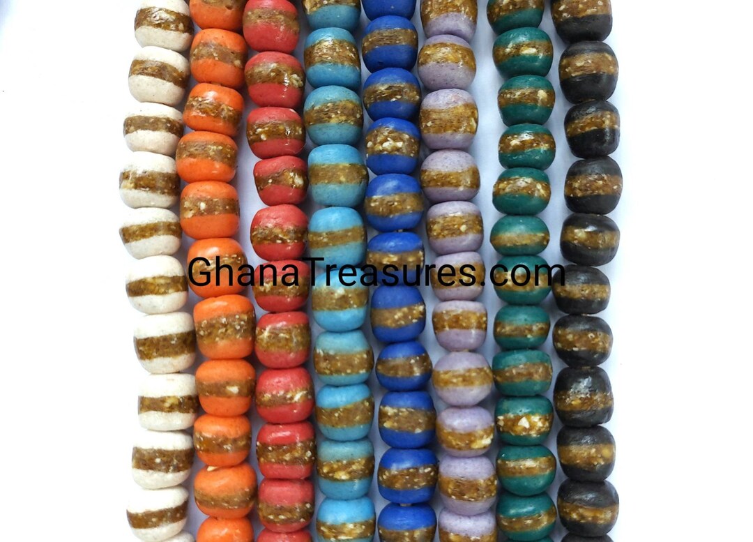 8 Inches String, 17-20 Powder Glass Beads, 12-13 X 11-12 Mm. , Painted ...