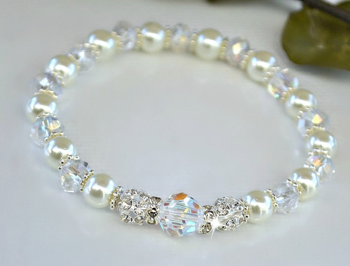 European Crystal and Pearl Stretch Bracelet - Etsy