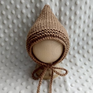 RTS Newborn Hand Knit Bonnet in Mocha/ Unique and Cute Hat for Baby/ Pixie Hat/ Photo Prop - Etsy