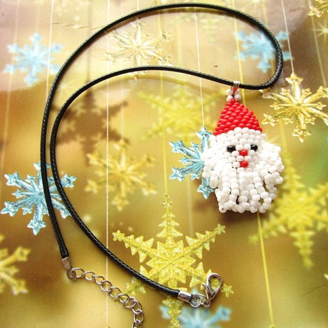 Christmas Santa Claus Necklace Beaded Christmas Pendant Bead Necklace ...