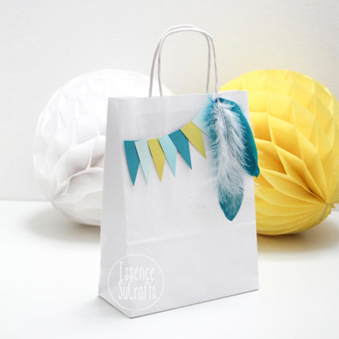 8 Gift Bags Boho Indian Inspiration, Feather Party Decor, Birthday ...