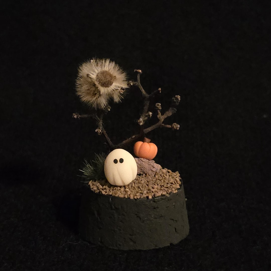 Ghostarium | Ghost in a Jar | Pet Ghost | Glow in the Dark | Halloween ...
