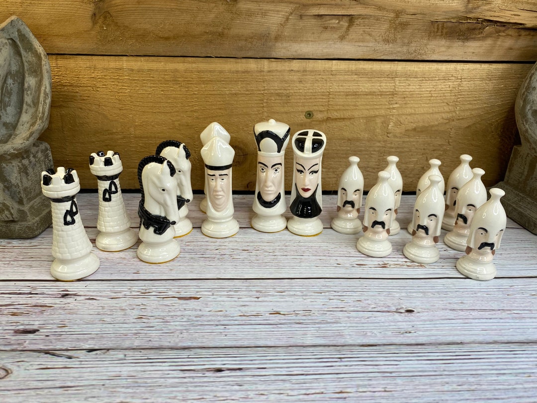 Vintage Duncan Medieval Chess Piece White and Black Choose 1 King Queen ...