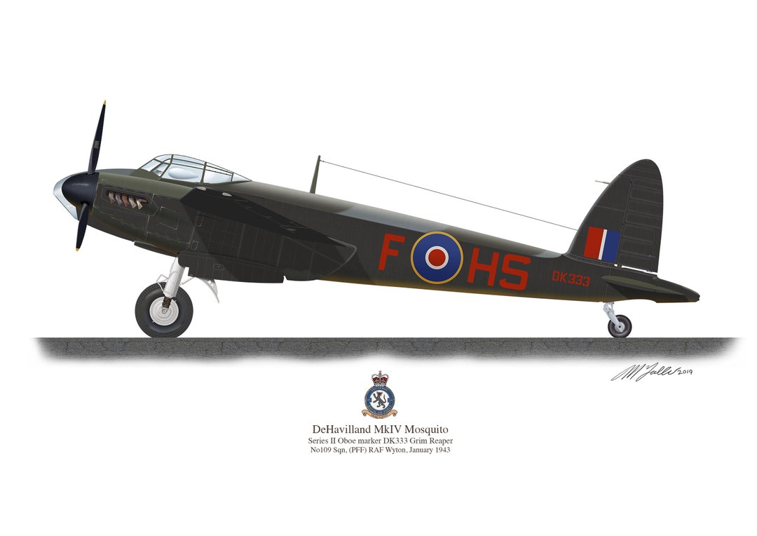 De Havilland Mosquito Mk 1V Pathfinder bomber Vintage WW2 British ...