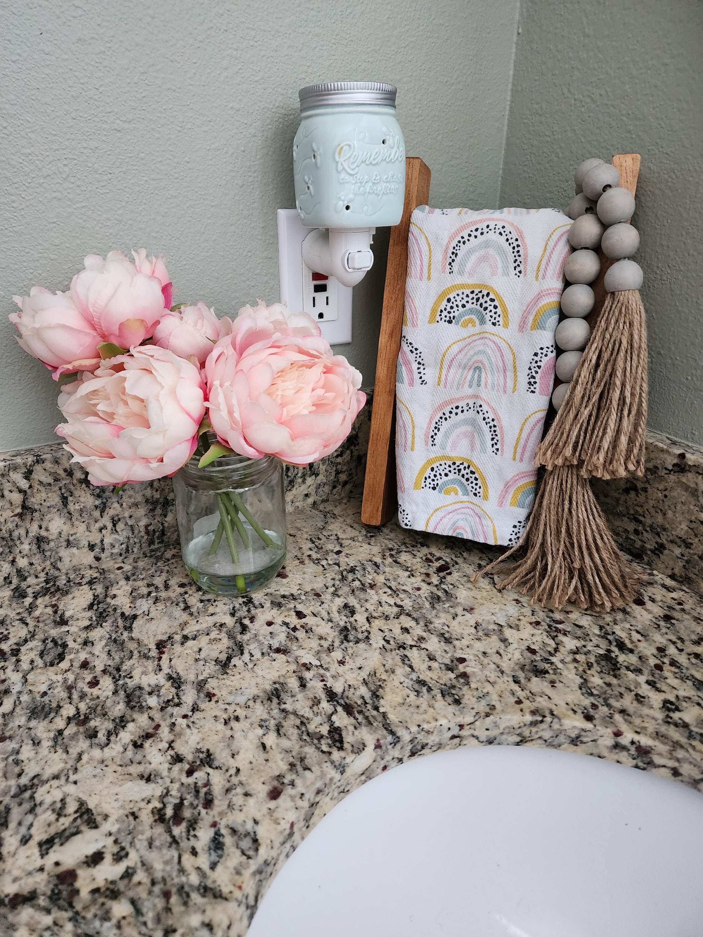 DIY Dollar Tree Hand Towel Ladder Tutorial - Etsy