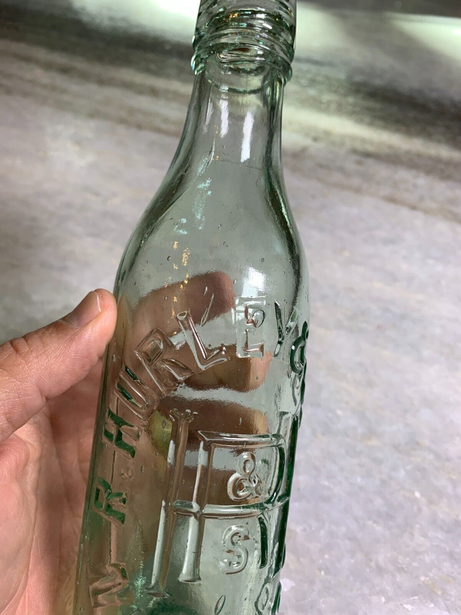 Rare Antique Internal Screw Top Embossed Bottle R Hurley & Sons Newport ...