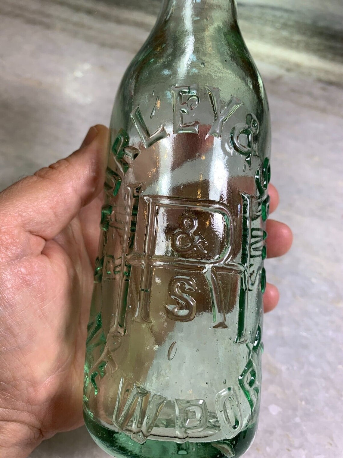 Rare Antique Internal Screw Top Embossed Bottle R Hurley & Sons Newport ...