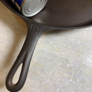 Massive Huge Extra Large Cast Iron Fry Pan Skillet #14 15.25" Wagner ...