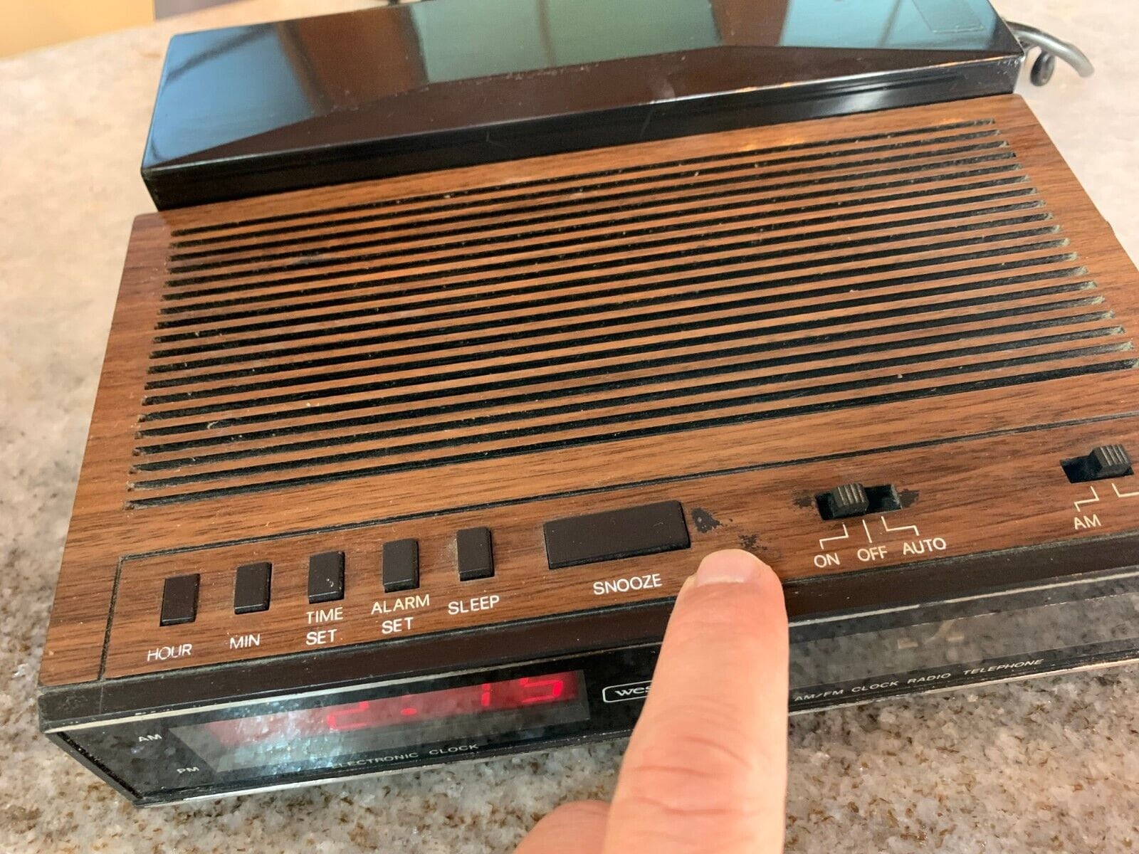 Rare: Vintage 1980s Alarm/clock/radio and Phone Combo Red Lcd Display ...