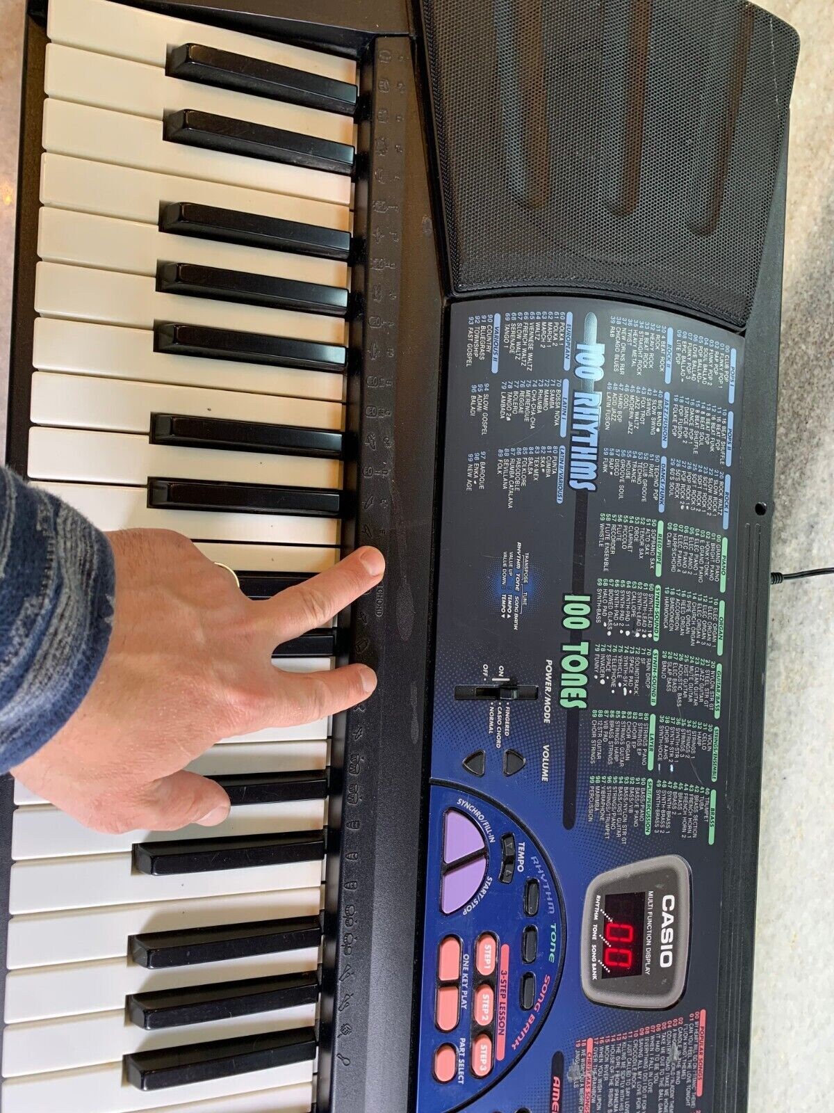 Casio Electric Portable Keyboard Lk-30 61 Full Sized Keys Lit Lighted ...
