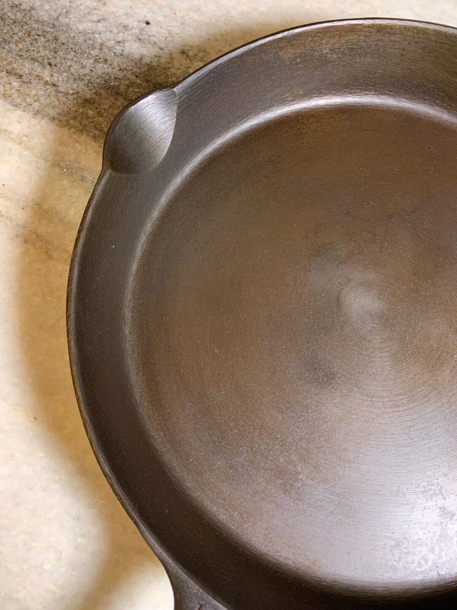 Massive Huge Extra Large Cast Iron Fry Pan Skillet #14 15.25" Wagner ...