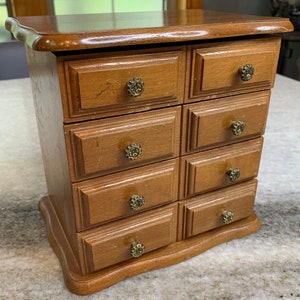 Vintage Small/tiny Jewelry Curiosity Knick-knack Storage Box/cabinet W ...