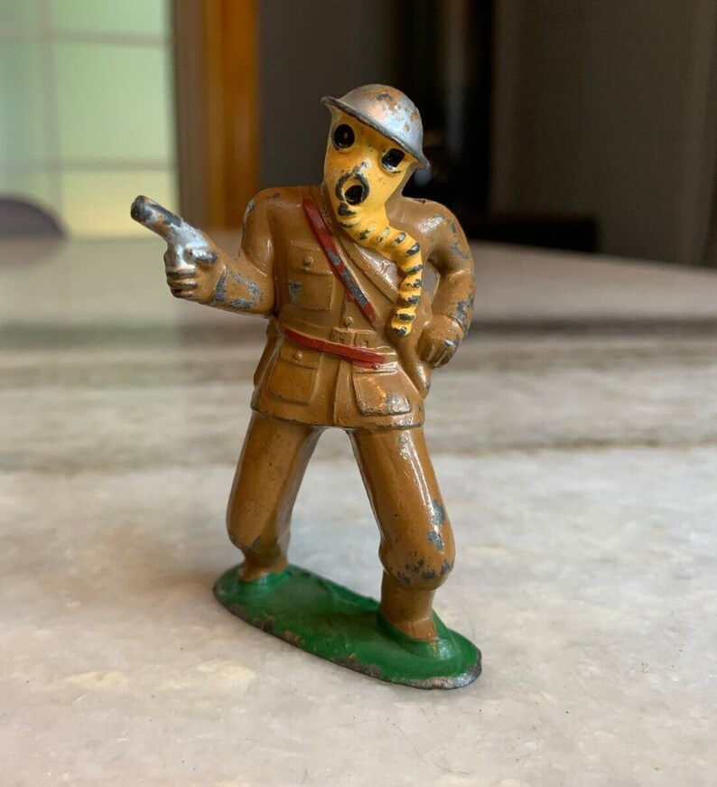 Superb Antique Leaded Figure/figurine Gas Mask Macabre Apocalyptic ...