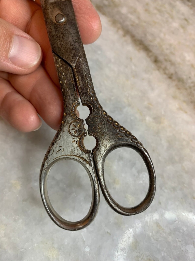Antique Victorian Ornate Fine Scissors 7 Art Nouveau Scalloped Sand ...
