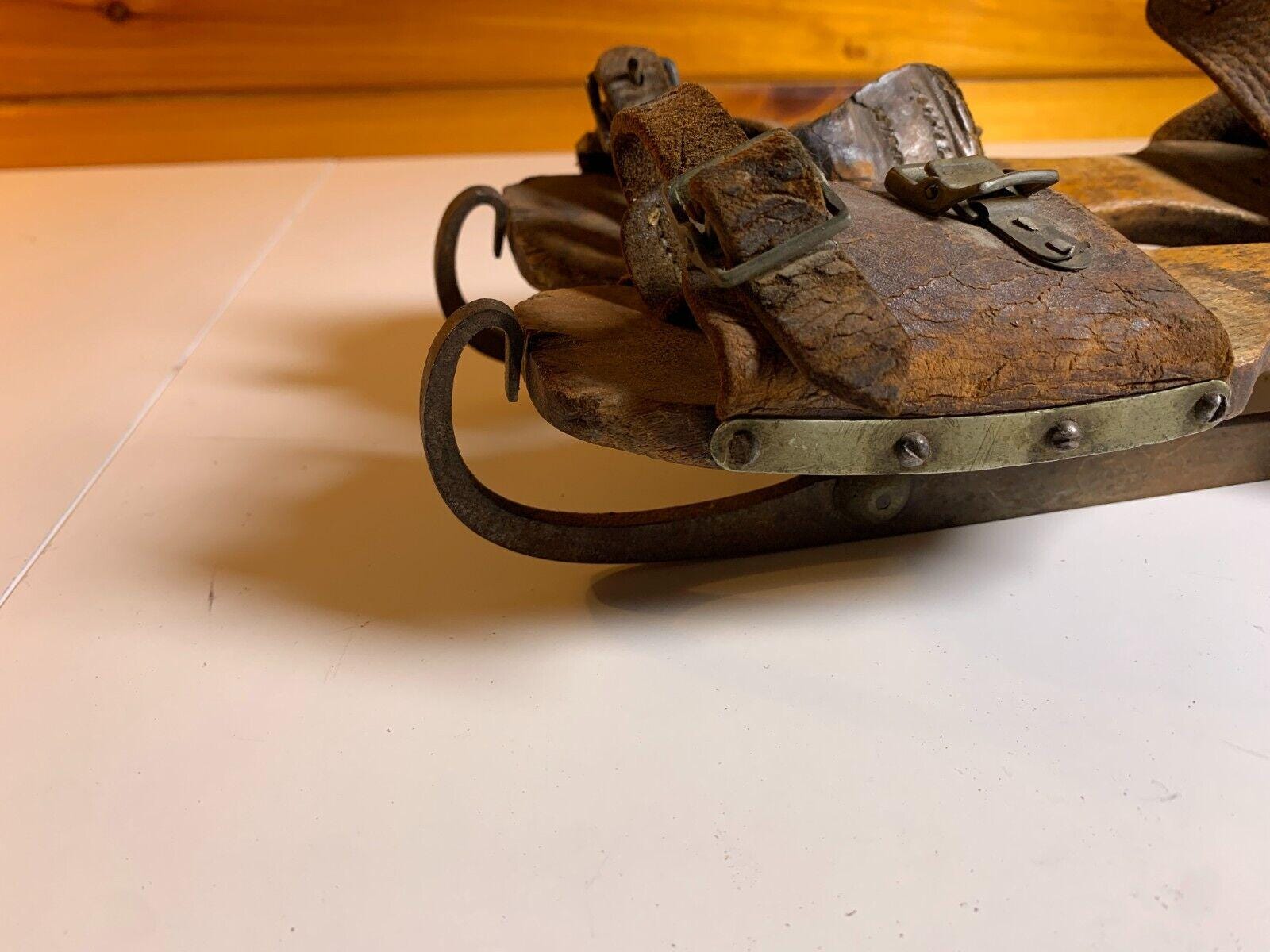 Antique Wood Wooden Leather Early Primative Primitive Ice Skates 1850s ...