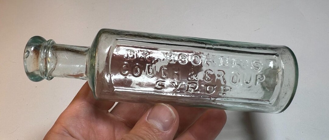Open Pontil Applied Top Dr. Hooker’s Cough & Croup Syrup Medicine ...