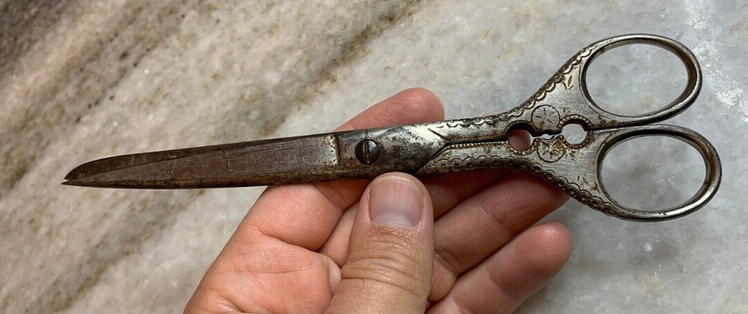 Antique Victorian Ornate Fine Scissors 7 Art Nouveau Scalloped Sand ...
