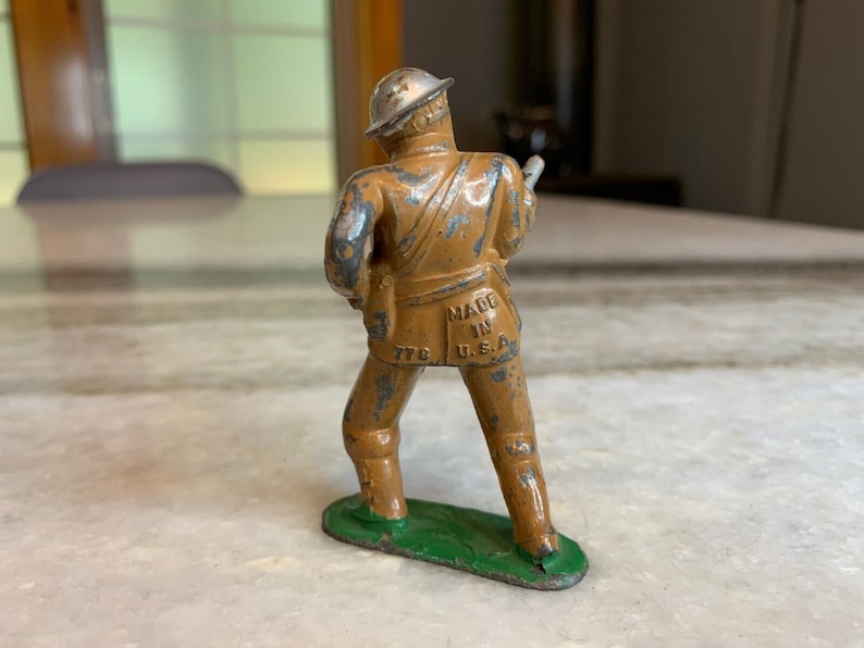 Superb Antique Leaded Figure/figurine Gas Mask Macabre Apocalyptic ...