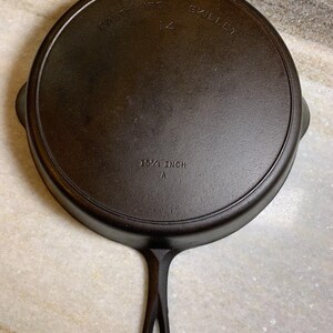 Massive Huge Extra Large Cast Iron Fry Pan Skillet #14 15.25" Wagner ...
