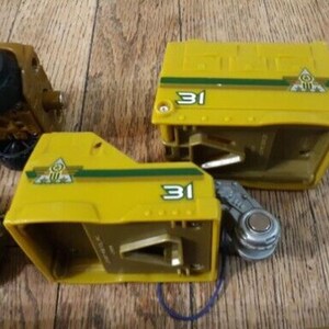 2002 Matchbox Magna Wheels Vintage Toy Truck Trucks Replacement Parts ...