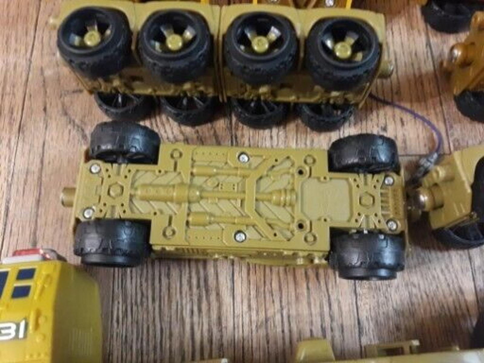 2002 Matchbox Magna Wheels Vintage Toy Truck Trucks Replacement Parts ...