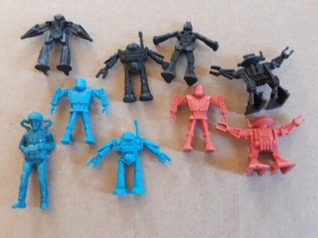 Arco Rogun Robots Minifigures 1980s Vintage Sci Fi Plastic Toy Space ...