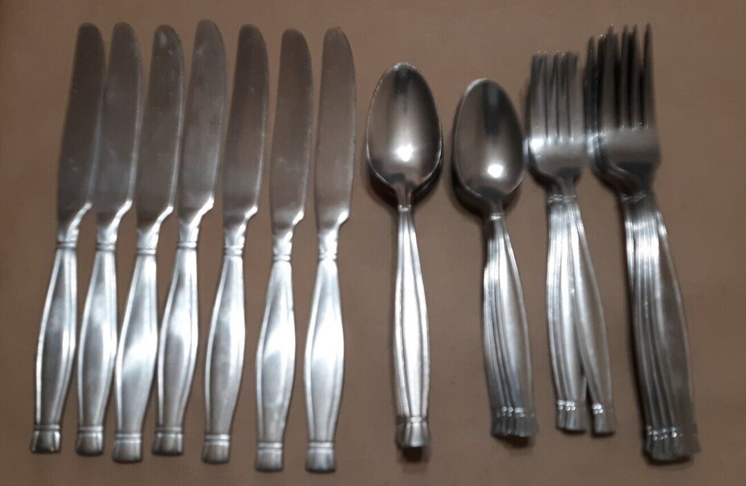Ambiance Pattern 18/10 Stainless Flatware by Oneida Silver, Knife ...