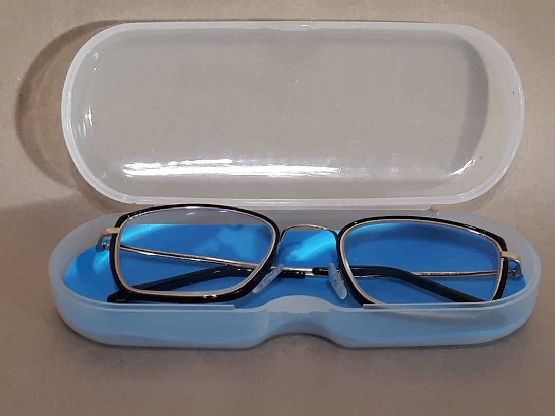 Suofeia Specs TR90 7231 Eyeglasses, Size 53-22-142 Col.1 Square Rim ...